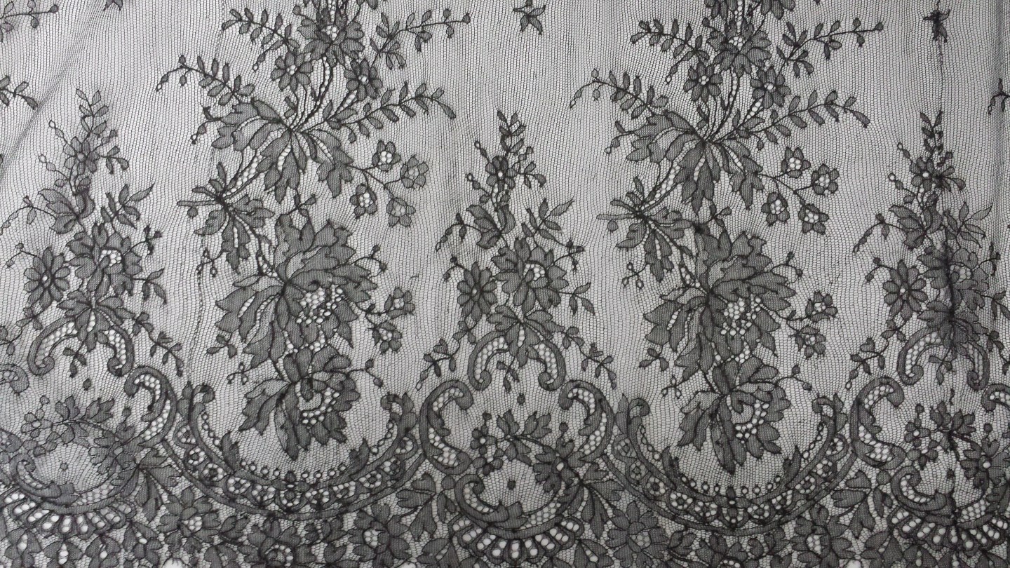 The Joys Of Antique Victorian Leavers Lace: Part 1 – Knickerbocker Stories