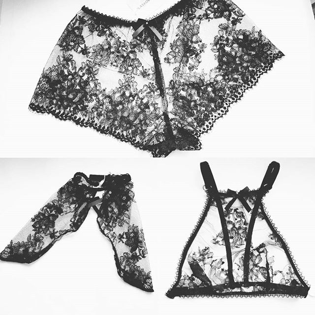Lingerie Secret Santa 2015 – Knickerbocker Stories